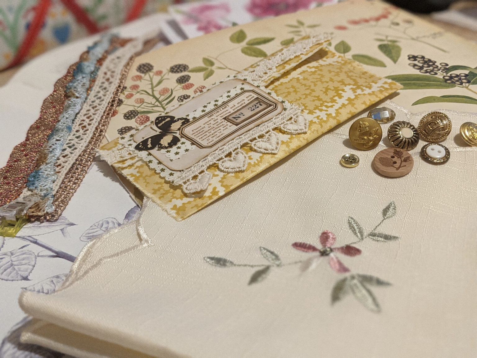 How To Start Junk Journaling: My Top Tips & Ideas For Beginners